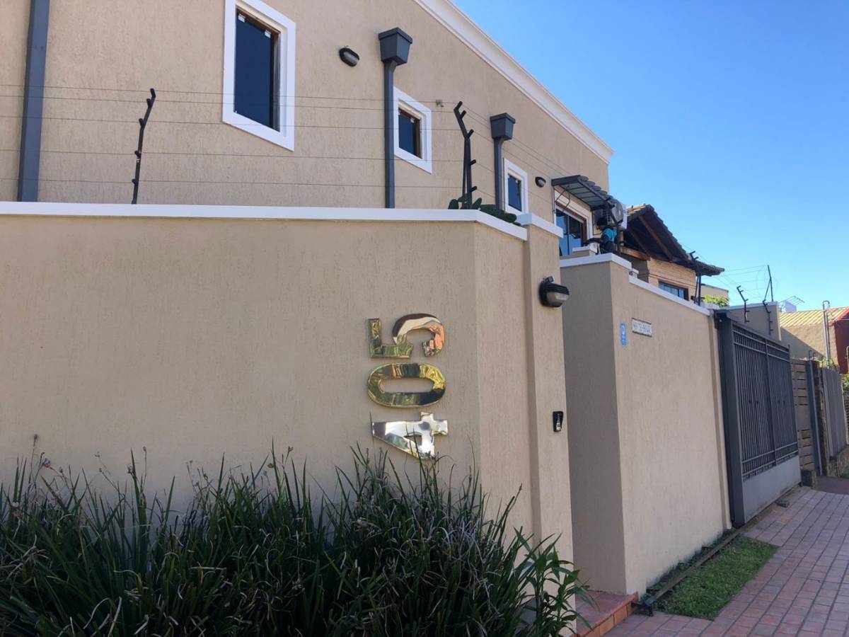 Dúplex 3 Dormitorios Barrio San Jorge. Ref. #O10C67 - InfoCasas.com.py