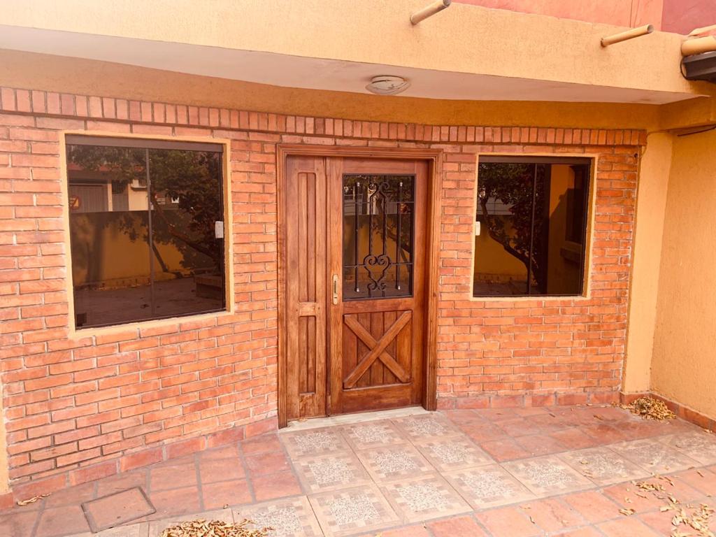 Alquilo Casa Para Vivienda U Oficina Barrio San Pablo. Ref. #W11651 - InfoCasas.com.py