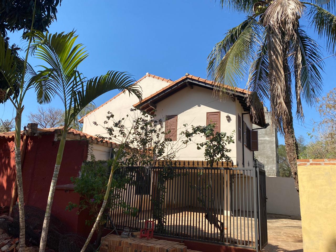 Vendo Hermosa Casa En Barrio Cerrado Boulevard Balcones Confederacion. Ref. #88FB7 - InfoCasas ...