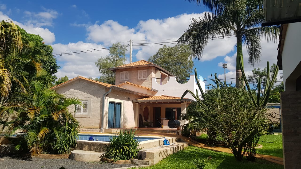 Vendo Hermosa Residencia En Mariano Roque Alonso. Ref. #BF107C - InfoCasas.com.py
