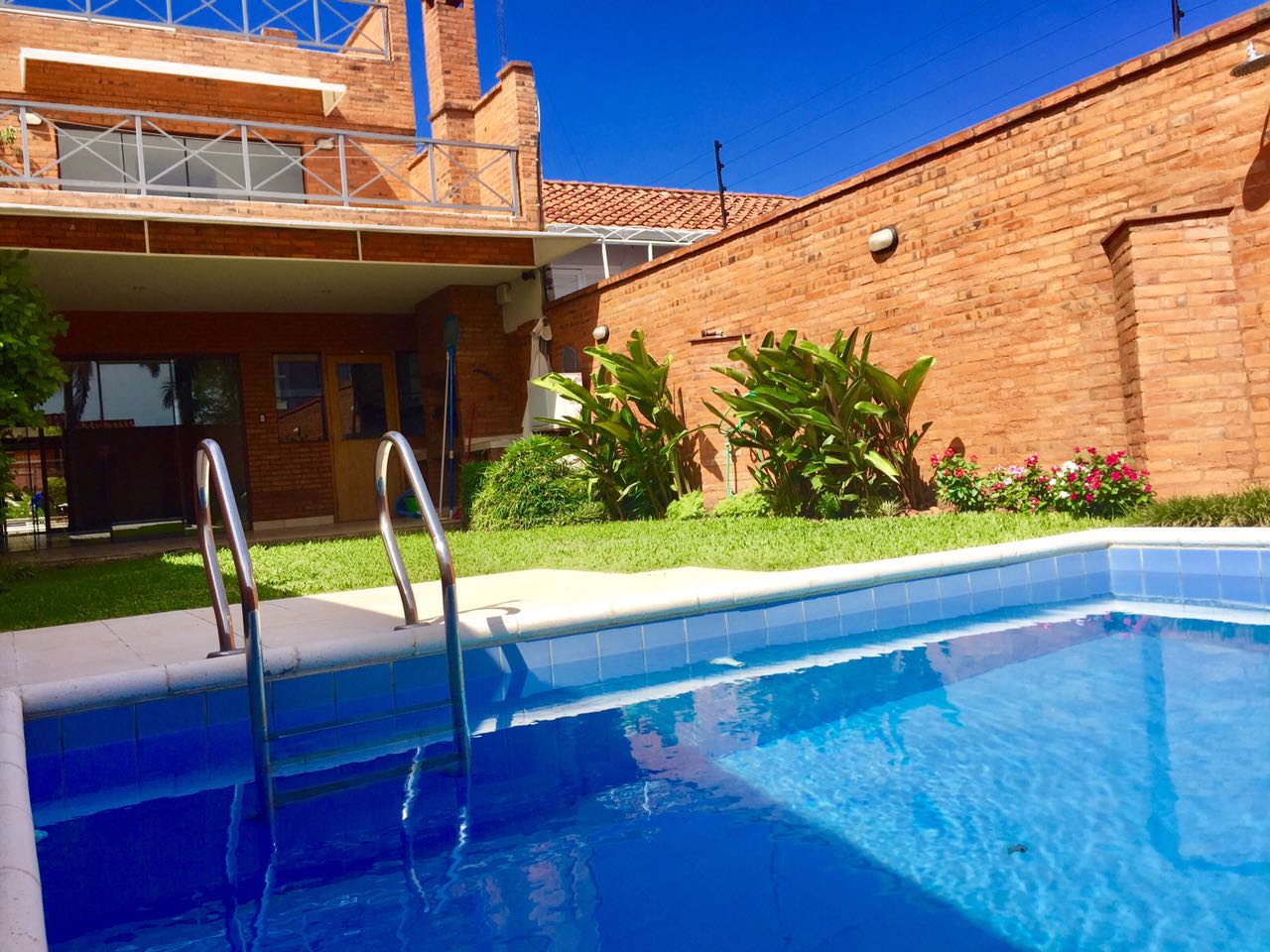 Alquilo Amplio Triplex De 4 Dor. En Suite Y Piscina En Manora Zona Asa - A. Ref. #I1C4A ...