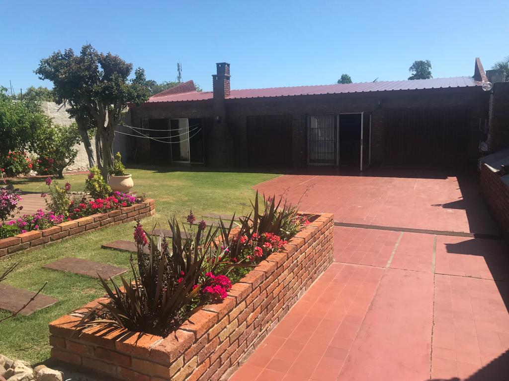 Casa Tres Dormitorios Zona Punta Gorda. Ref. #K99A23 - InfoCasas.com.uy