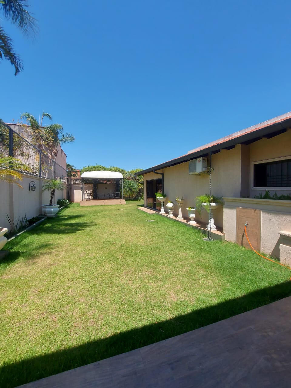 Vendo Casa En Bo. Mburucuya, Toda En Planta Baja. Ref. #Y588AF - InfoCasas.com.py